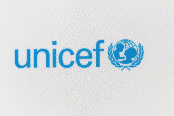 Unicef Logo vinyl sticker printed vinyl decal - AG Design